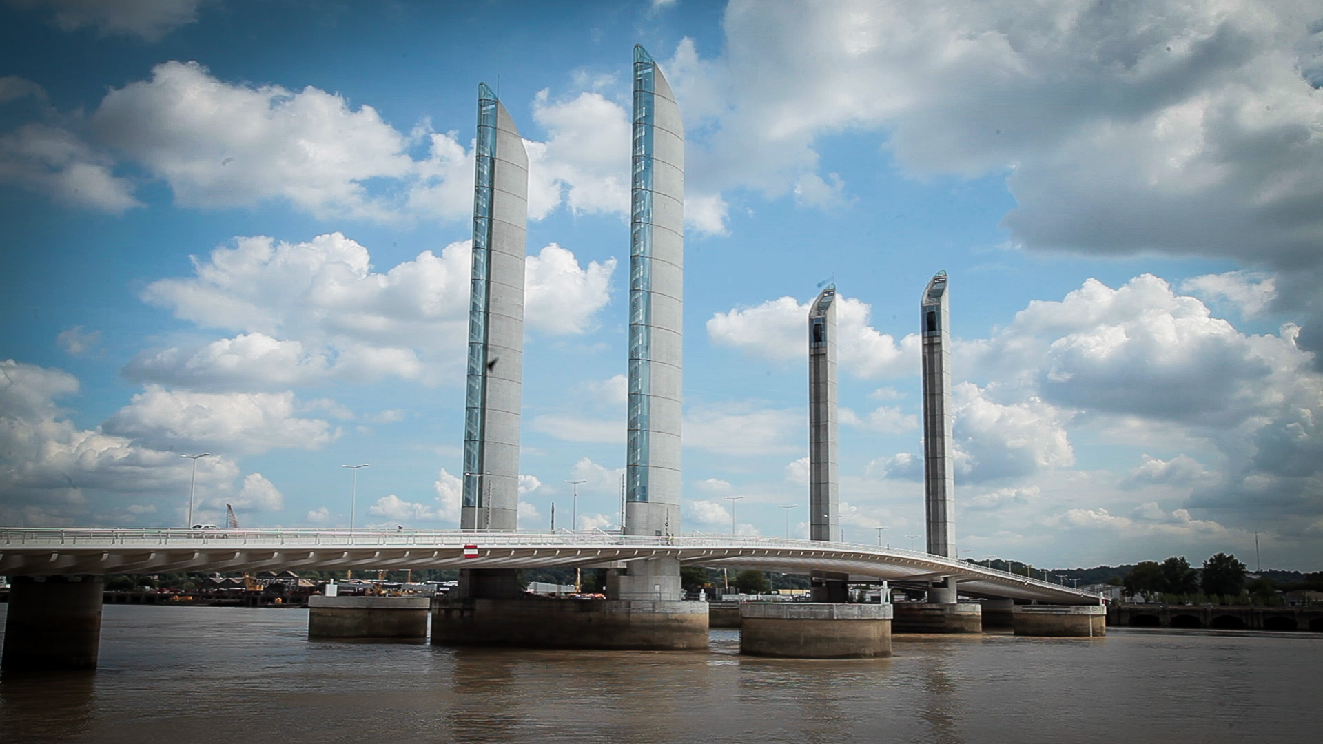 Pont Chaban Delmas - Cityscape